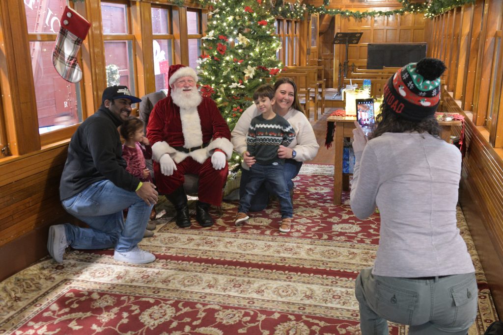Santa Train 2023 - Northwest Railway Museum